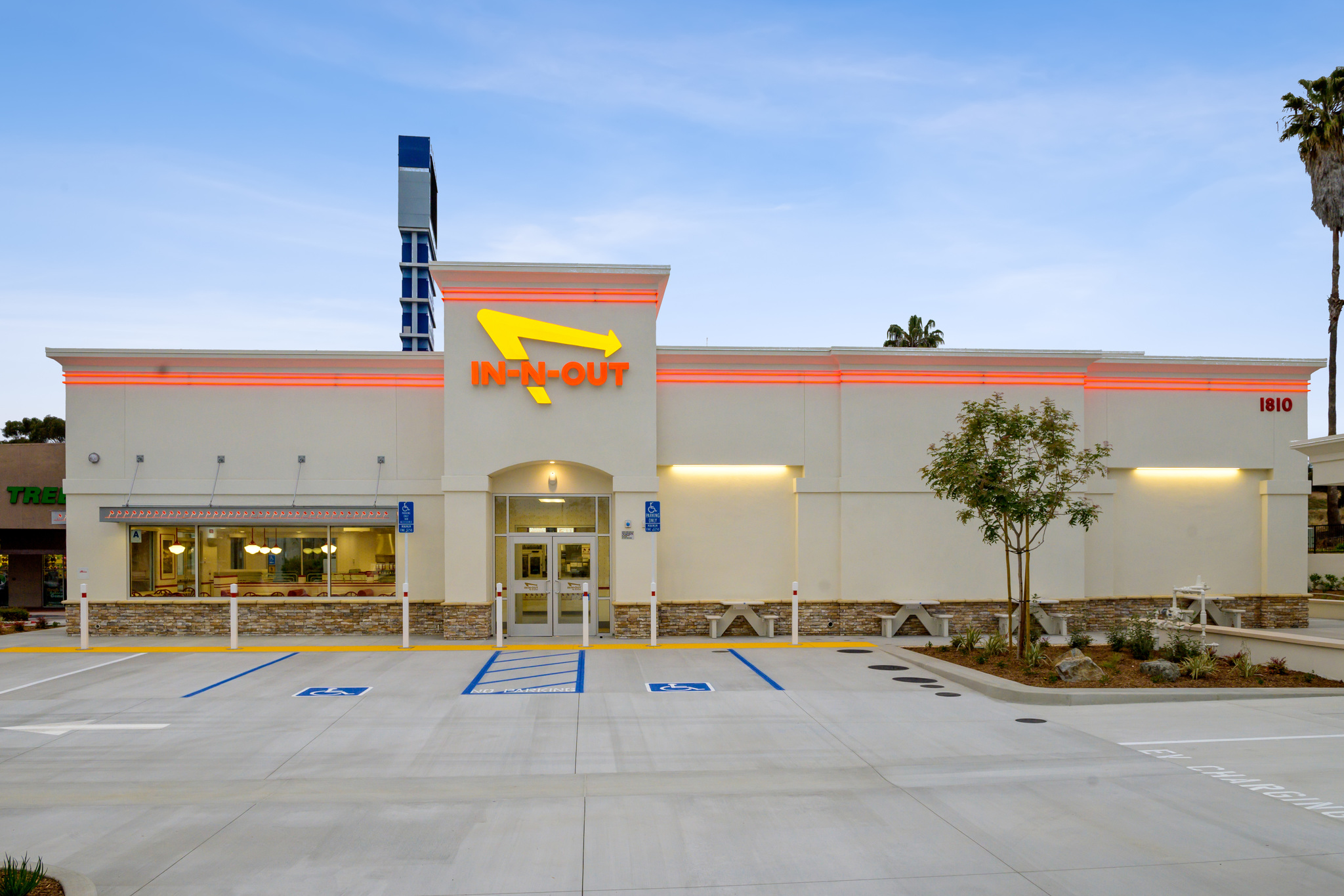 In-N-Out Burger | KDC Construction